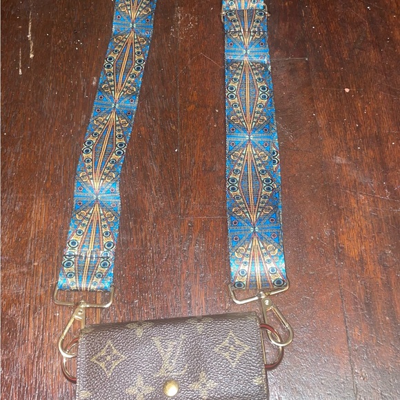 no brand | Accessories | Retro Geometric Crossbody Strapnwt | Poshmark